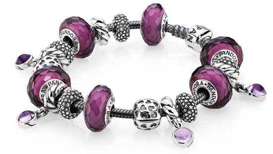 Pandora illumina la prossima stagione con una preziosa collezione di ...